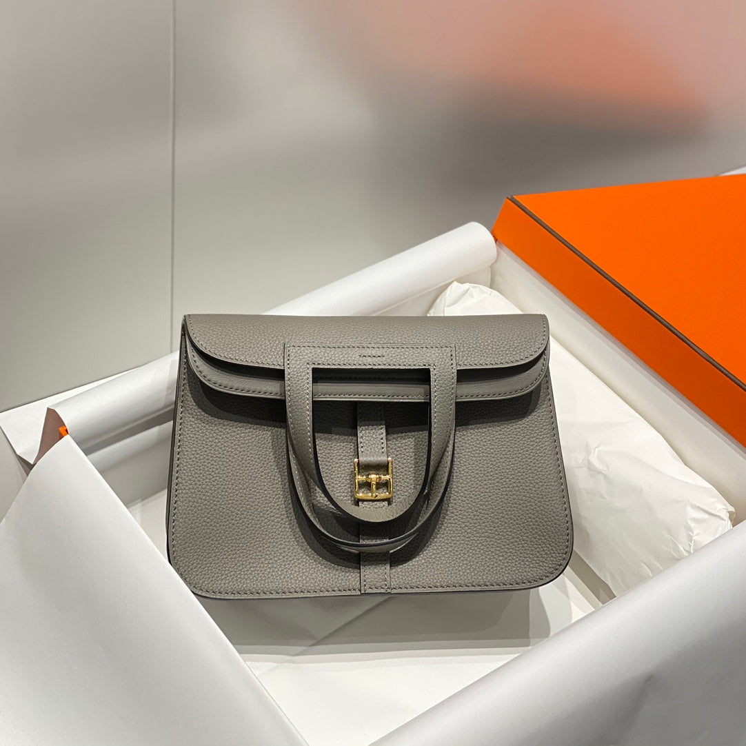 HALZAN 25 HANDLE BAG IN GREY GRAINED CALFSKIN – Amejews